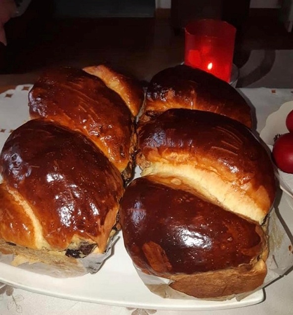 Gustos și sănătos! Cozonac de casă la Brutăria Matteo din Titu