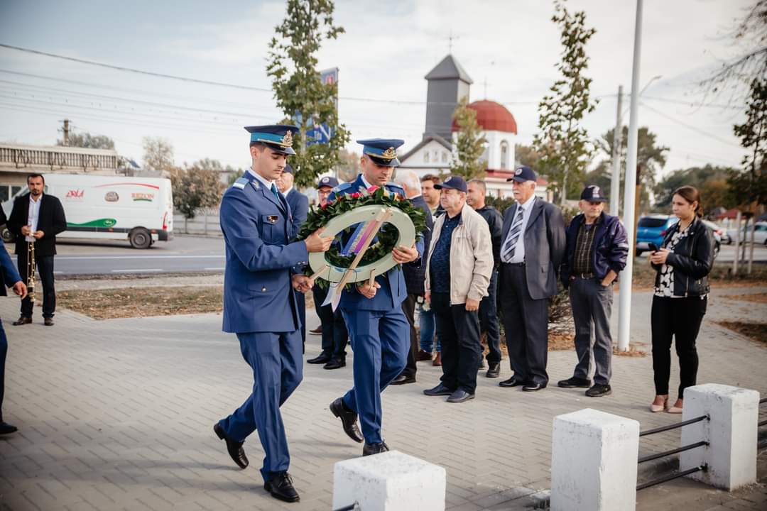 Ziua Armatei Române, sărbătorită în orașul Titu