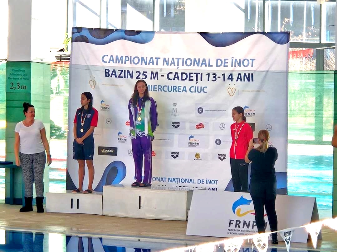 O târgovișteancă face senzație la Campionatul Național de înot în bazin ...