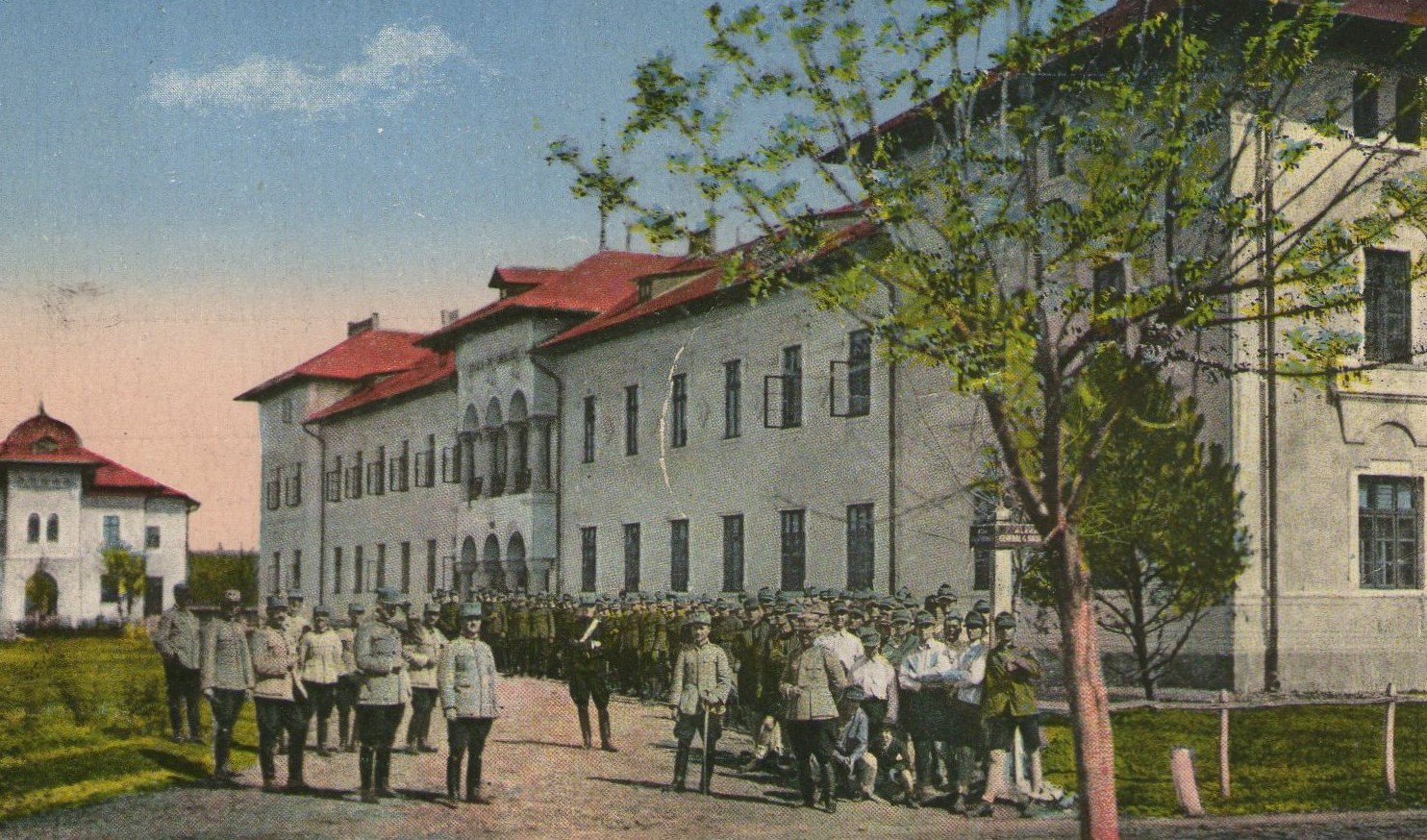 „Obiecte și amintiri din comunism” și „Școala de Cavalerie de la ...